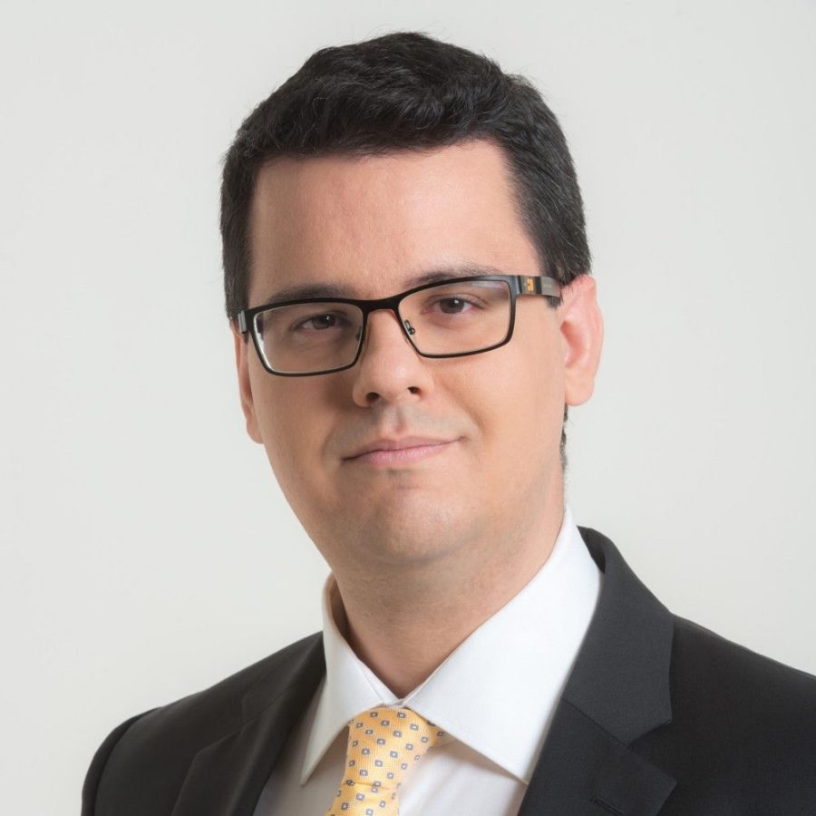 Munkatársak | EY - Global